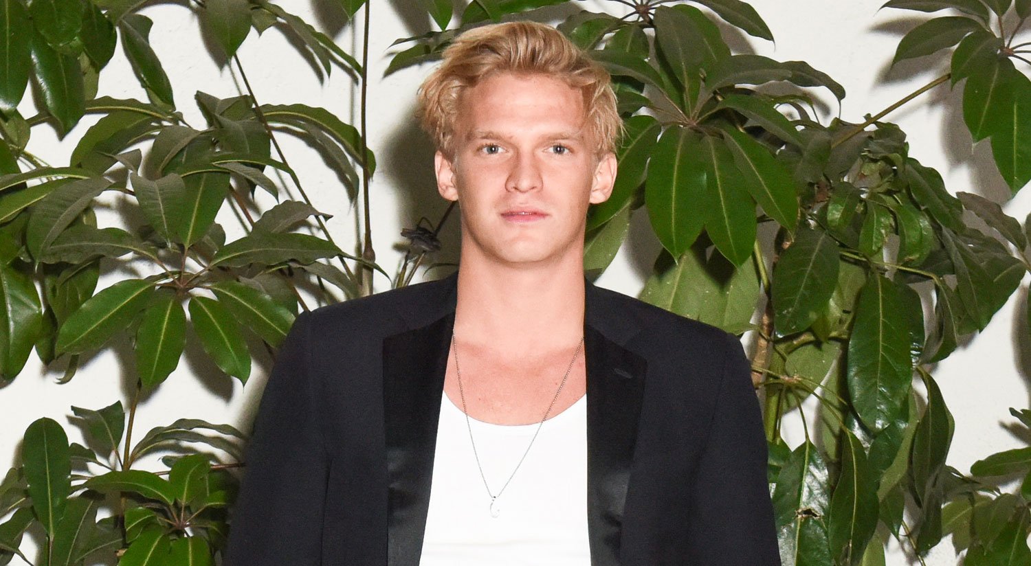 Cody Simpson & The Tide Release ‘Tell Me Why’ Live In Studio – Watch ...
