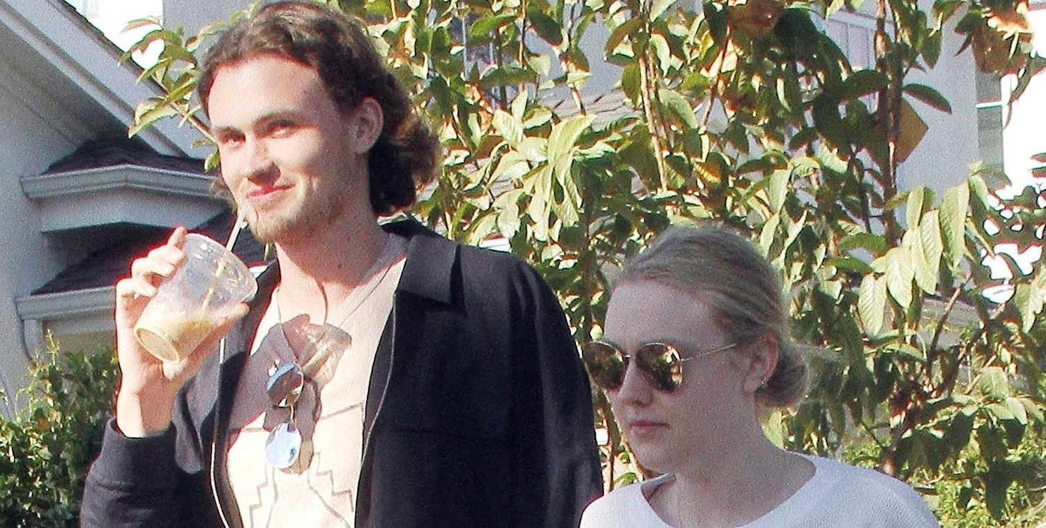 Dakota Fanning & Boyfriend Henry Frye Hold Hands on Lunch Date ...