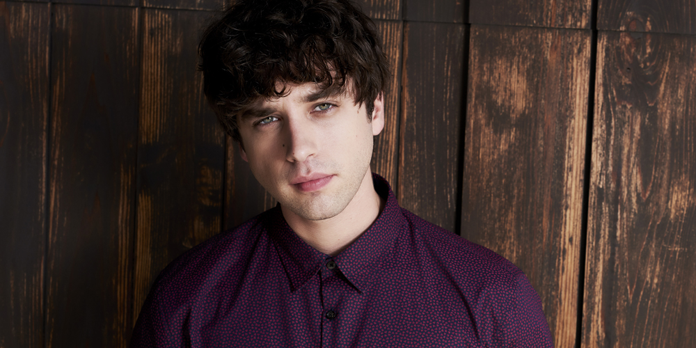 David Lambert Shares Sweet Goodbye To ‘The Fosters’ On Last Shoot Day ...