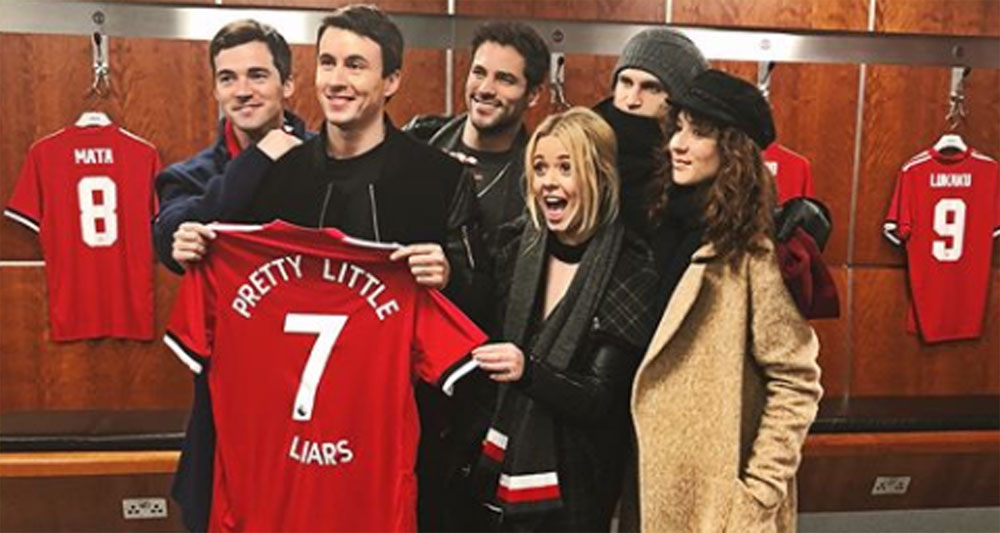 ‘Pretty Little Liars’ Cast Reunite at Revelations Endgame Con! | Brant ...