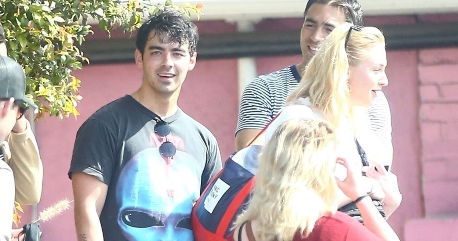 Joe Jonas is All Smiles While Leaving the Gym With Sophie Turner! | Joe ...