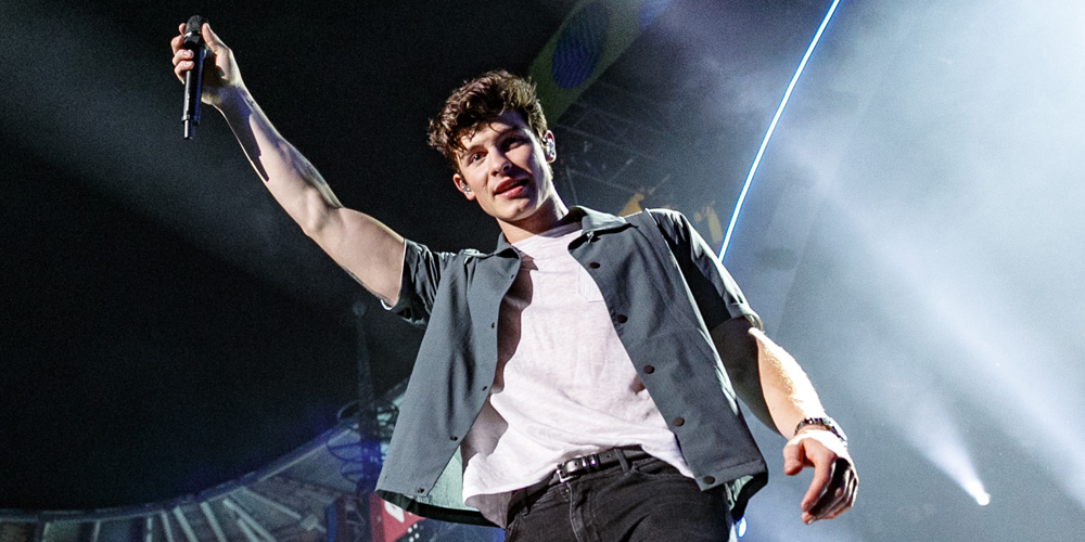 Shawn Mendes Is No. 1 on the Billboard 200 Chart With His Self-Titled ...