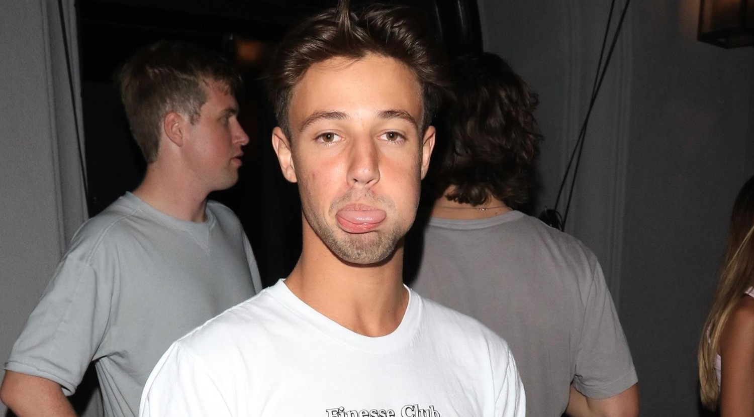 Cameron Dallas Has Some Fun With Photographers at Dinner! | Cameron ...