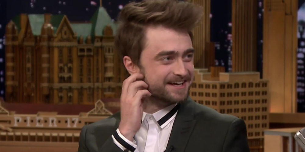Daniel Radcliffe Looks at ‘Harry Potter’ Memes on ‘Tonight Show ...