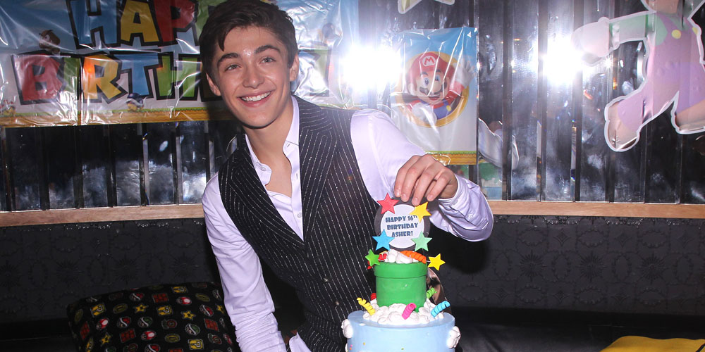 Asher Angel Celebrates 16th Birthday Party with Jenna Ortega, Peyton ...