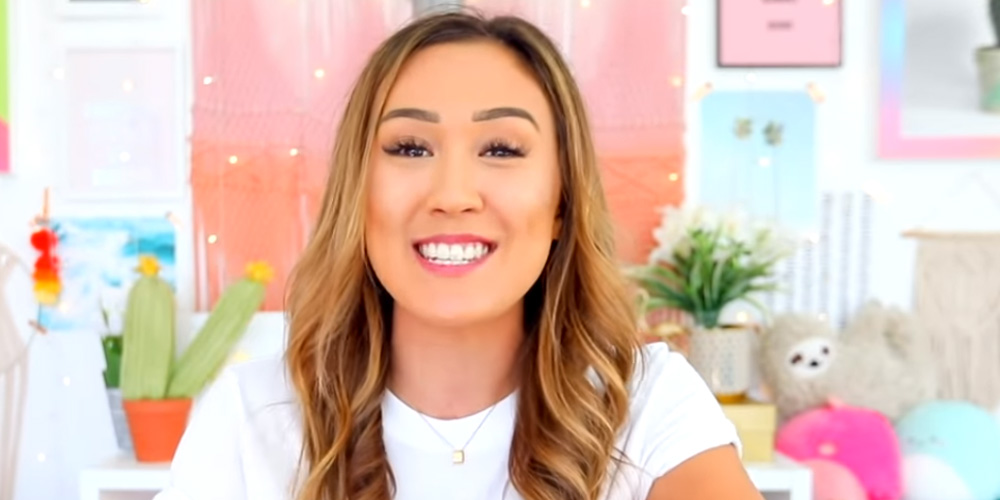 LaurDIY Transforms Into Vanellope Von Schweetz For Halloween Video ...