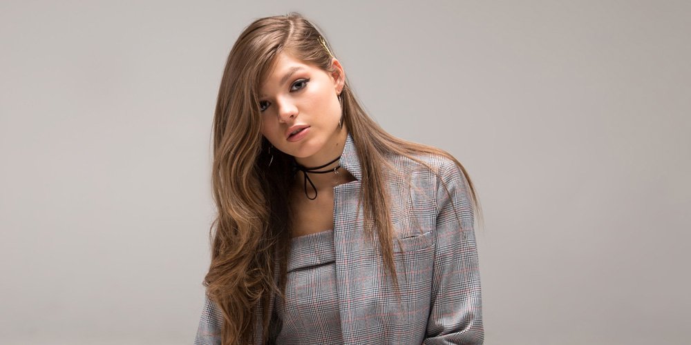 Singer Rayla Debuts ‘LNT’ Official Music Video – Watch Now! | 10 Fun ...