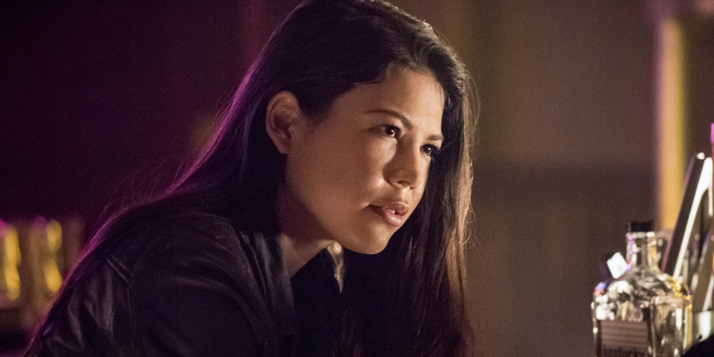 ‘Arrow’ Showrunner Teases Arrival of Oliver’s Half-Sister, Emiko ...