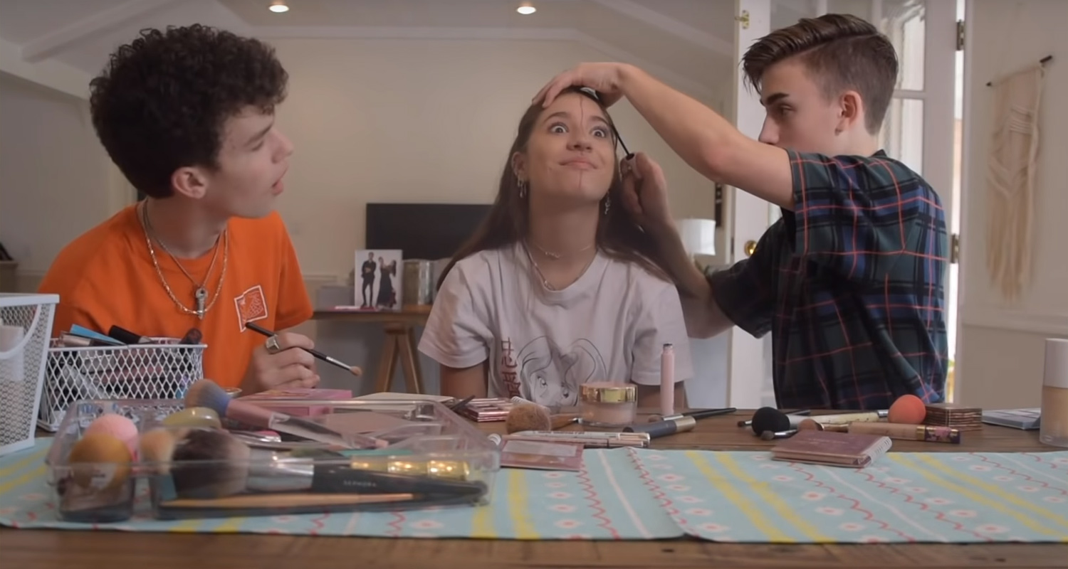 Mackenzie Ziegler Gets Her Makeup Done by Johnny Orlando & Hayden ...