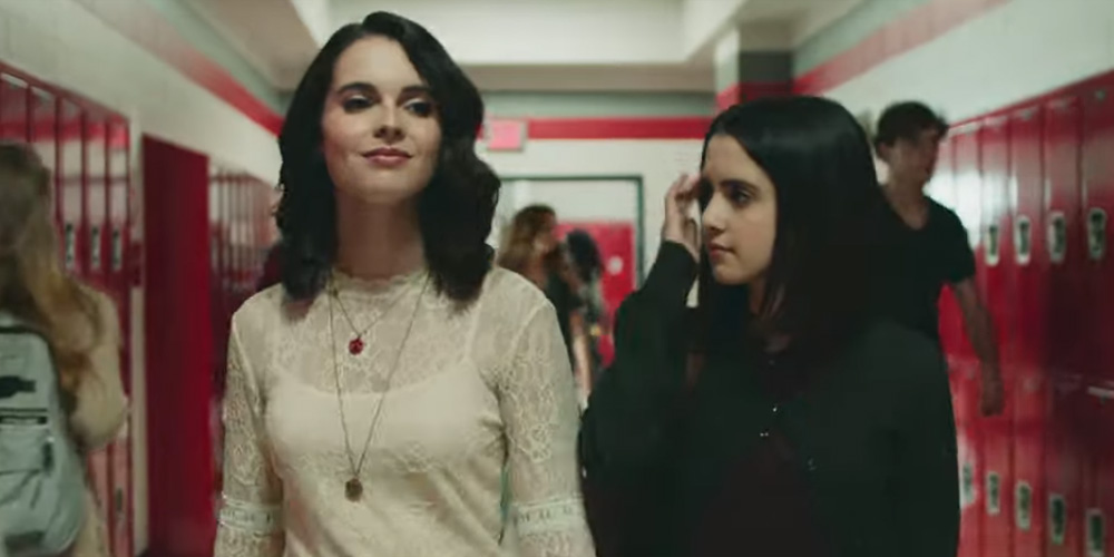 The Trailer For ‘Saving Zoe’ Starring Laura & Vanessa Marano Is Here! | Laura Marano, Movies ...