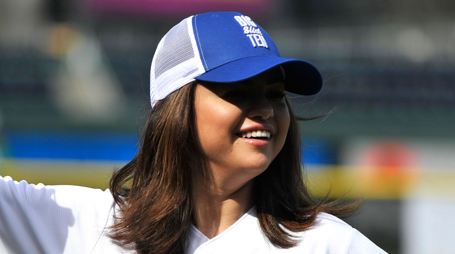 Selena Gomez Gushes Over Olivia Wilde’s ‘Booksmart’ Movie at Big Slick ...