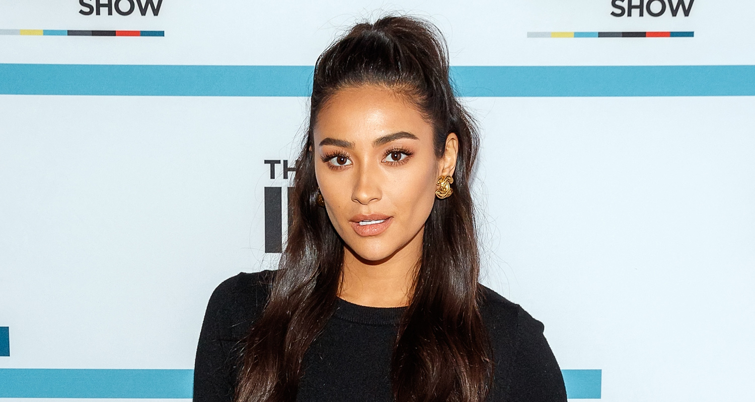 Shay Mitchell Goes For Her Pop Star Fantasy with Blue Hair! | Shay ...