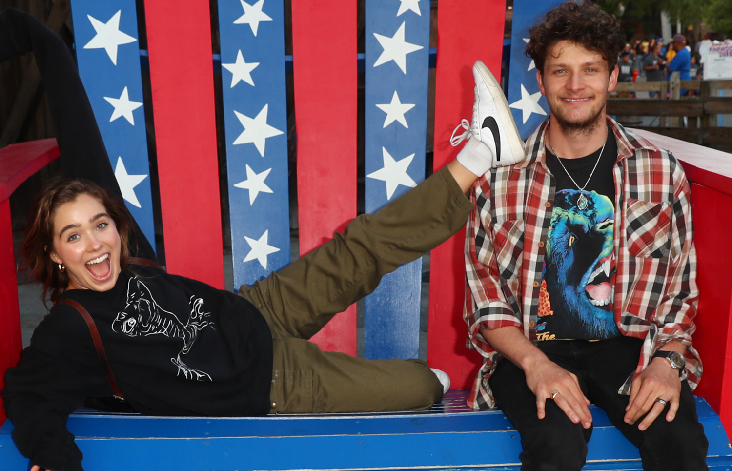 Haley Lu Richardson, Brett Dier, & Keegan Allen Get Silly at Knott’s ...