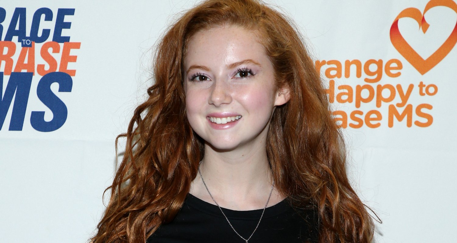 Francesca Capaldi Shoots Hoops at Charity Basketball Game | Francesca ...