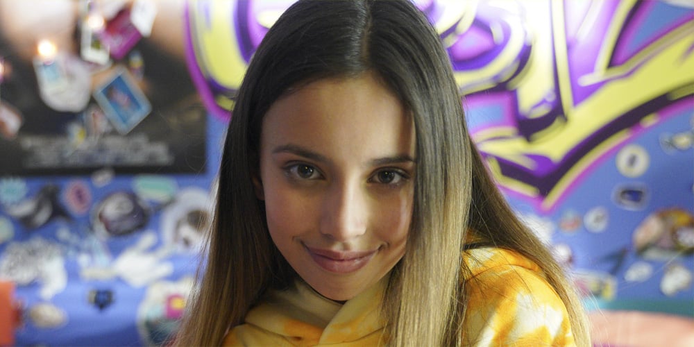 Watch The First Trailer For ‘Gabby Duran & the Unsittables’ Starring ...