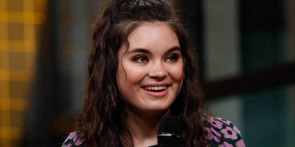 Landry Bender Shares Her Hopes For Fans Who Will Be Watching ‘Looking ...