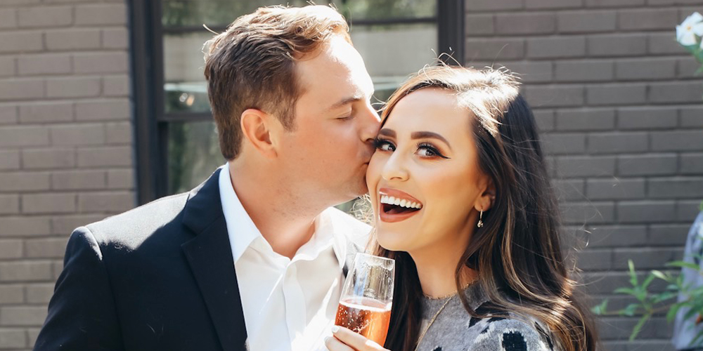 Megan Mace of Megan & Liz Just Got Engaged & Her Sister Is Freaking Out ...