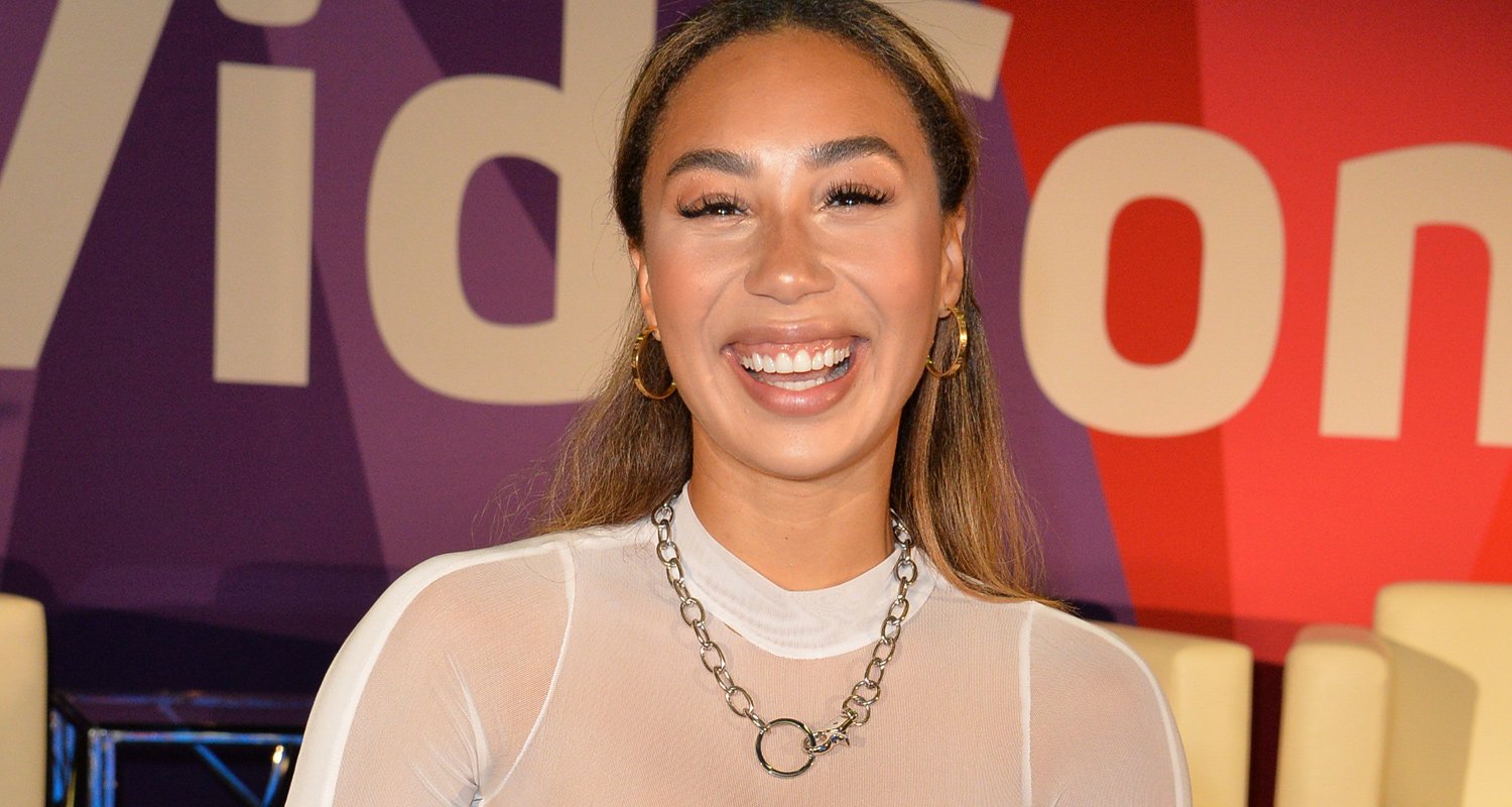 Eva Gutowski Shares An Important Message About Being Yourself | Eva ...