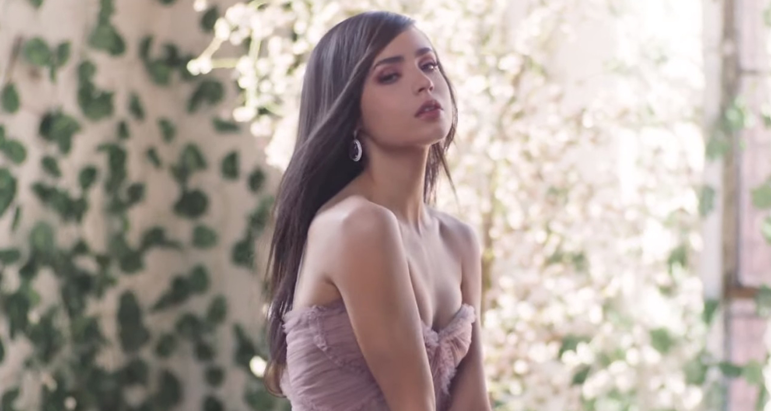 Sofia Carson Wears The Most Gorgeous Looks In ‘I Luv U’ Music Video – Watch Now! | Music, Music ...