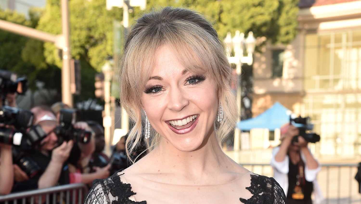 Lindsey Stirling Reflects on Decade in Powerful Post: ’10 Years Ago I ...