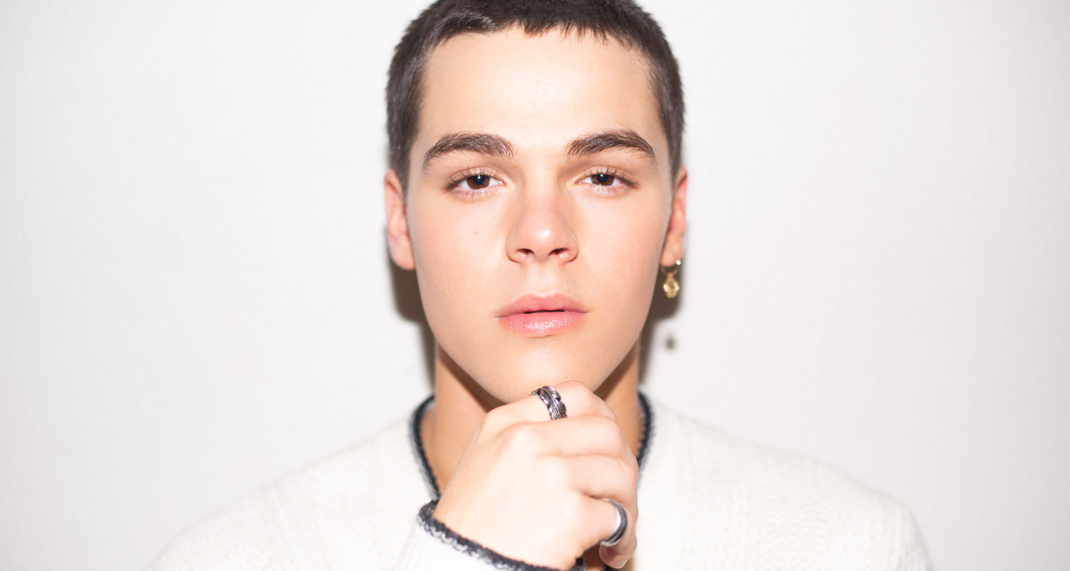 AJ Mitchell Reveals What Inspired His New Song ‘Spring Break’ – Watch ...