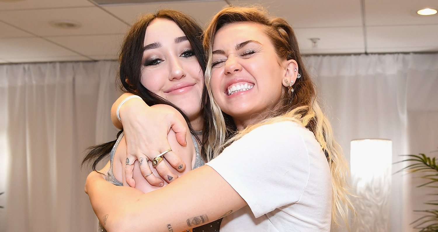 Noah Cyrus Reveals She Struggled Growing Up as Miley Cyrus’ Little ...