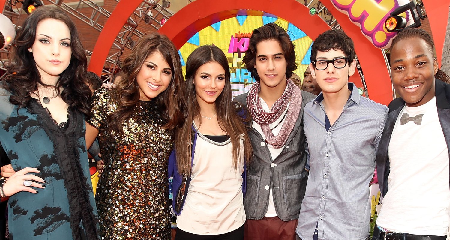 Elizabeth Gillies’ ‘Victorious’ & ‘Dynasty’ Co-Stars React To Her ...