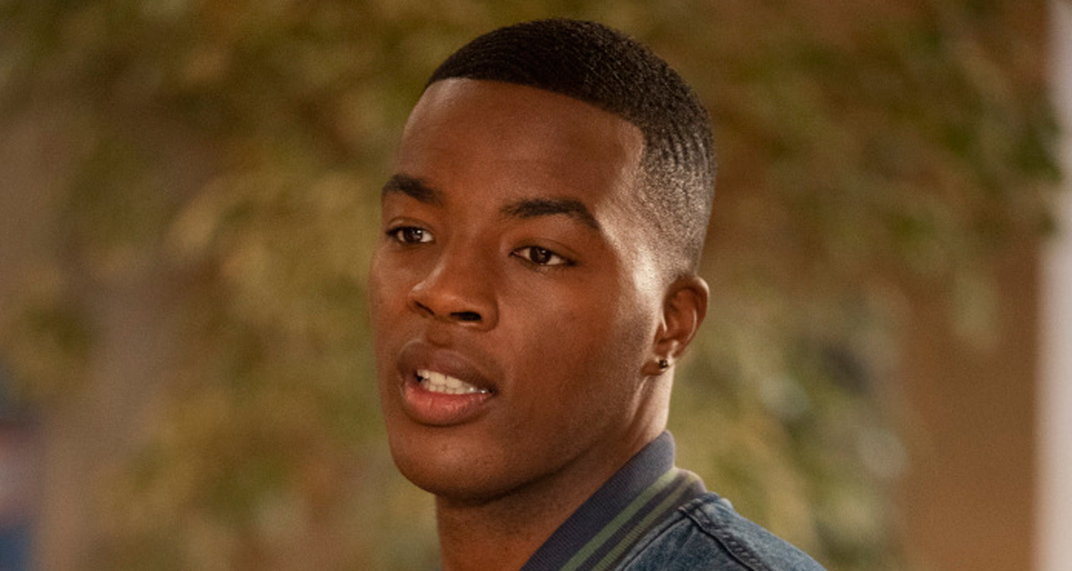 ‘All American’ Showrunner Reveals How They Filmed Large Crowd Scenes ...