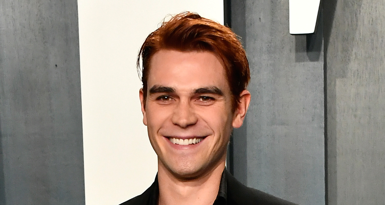 KJ Apa Reveals New Details About ‘Riverdale’ Post Time Jump! | KJ Apa ...