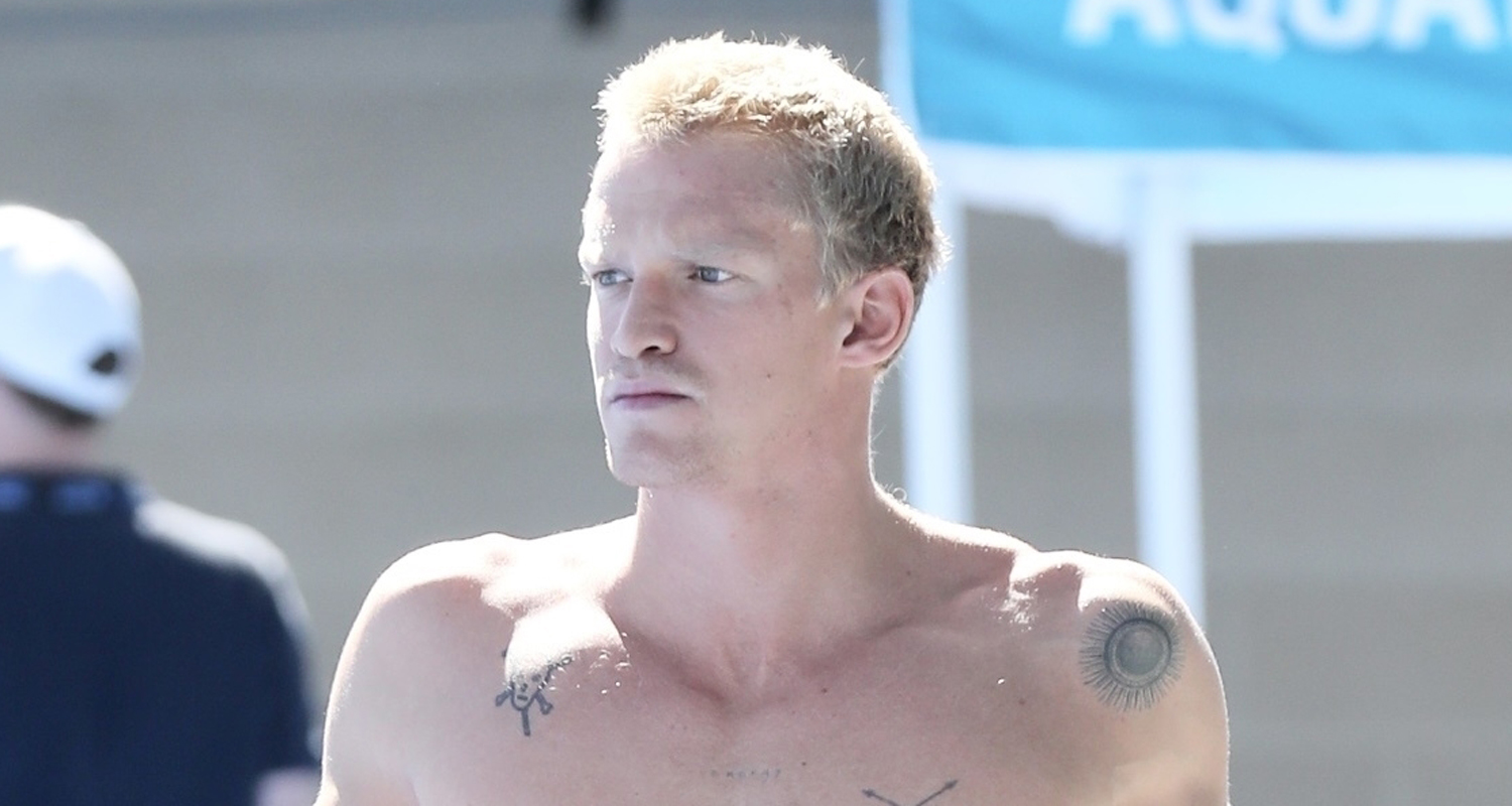 Cody Simpson Shows Off His Hot Body While Preparing For Australian ...