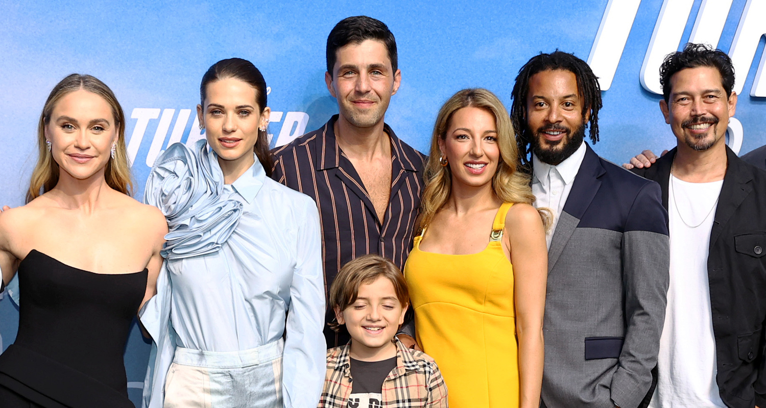 Josh Peck, Lyndsy Fonseca & More Premiere Their New Show ‘Turner ...