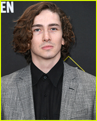 Is Dylan Arnold Dating This Co-Star?? | Dylan Arnold, Newsies | Just ...