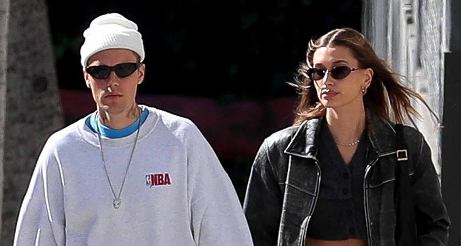 Justin & Hailey Bieber Hold Hands While Stepping Out for Brunch ...