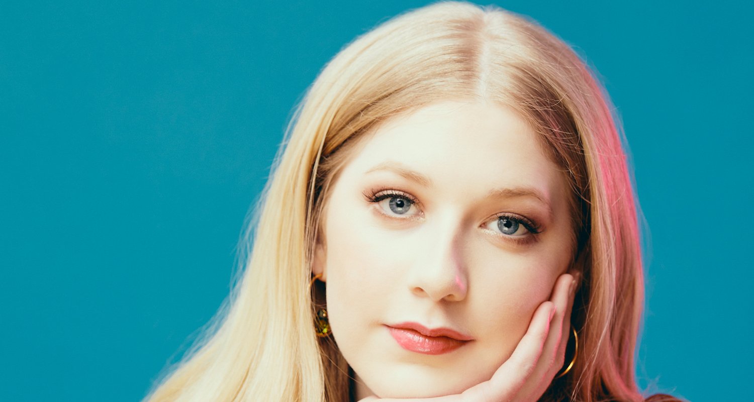 Violet Young Talks Working With Amy Schumer on ‘Life & Beth,’ Shares 10 ...
