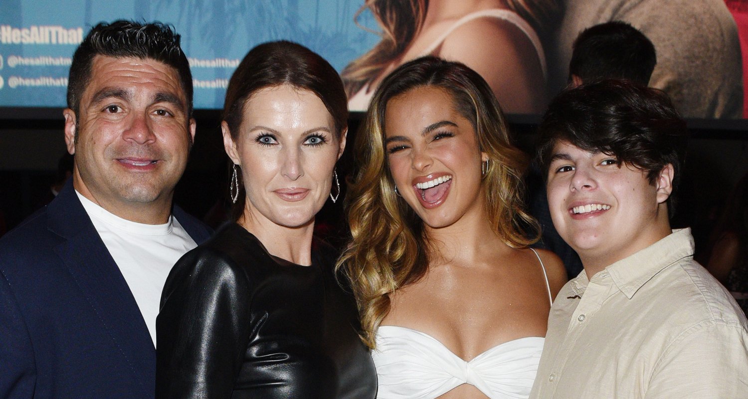 Addison Rae’s Parents Split, Mom Sheri Changes Instagram Bio to ‘Single ...