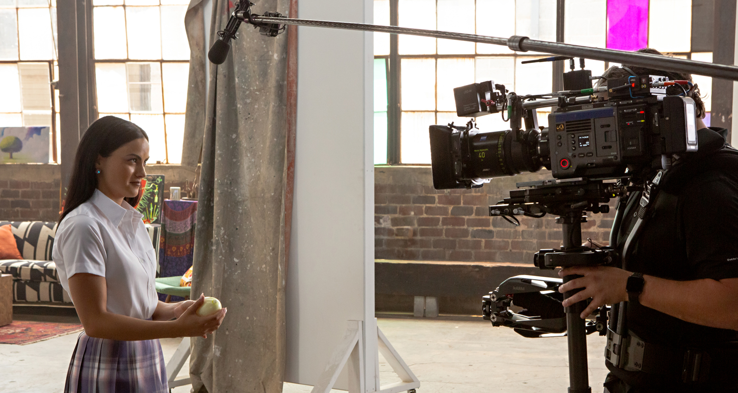 Go Behind-the-Scenes of Camila Mendes & Maya Hawke’s New Netflix Movie ...