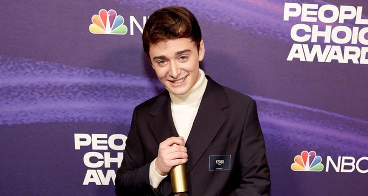 Noah Schnapp Wins Male TV Star at People’s Choice Awards 2022! | Aidan Alexander, Emma Slater ...