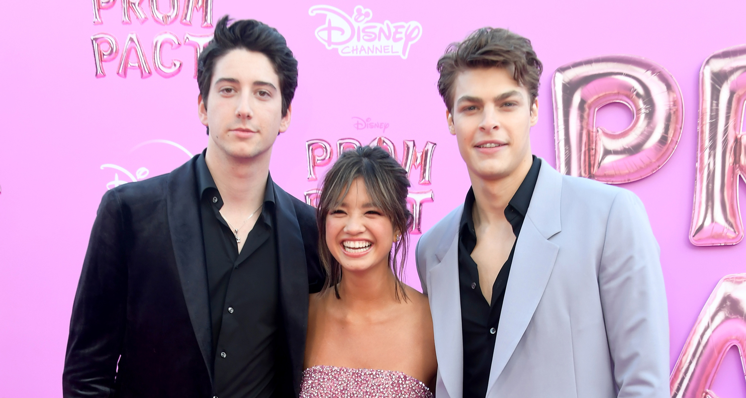 Peyton Elizabeth Lee, Milo Manheim & Blake Draper Premiere New Disney ...