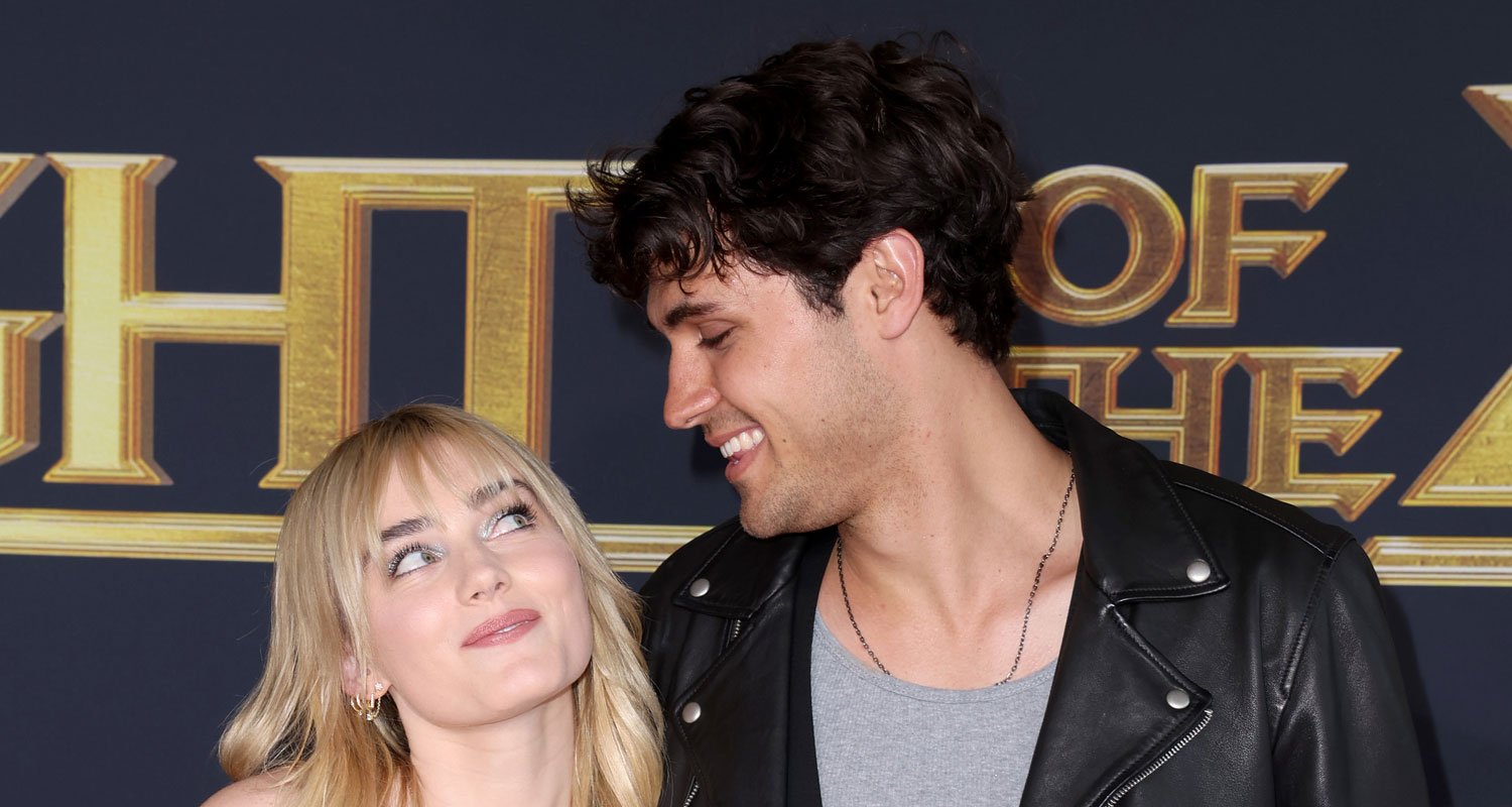 Are ‘The Winchesters’ Co-Stars Meg Donnelly & Drake Rodger Dating? Fans ...