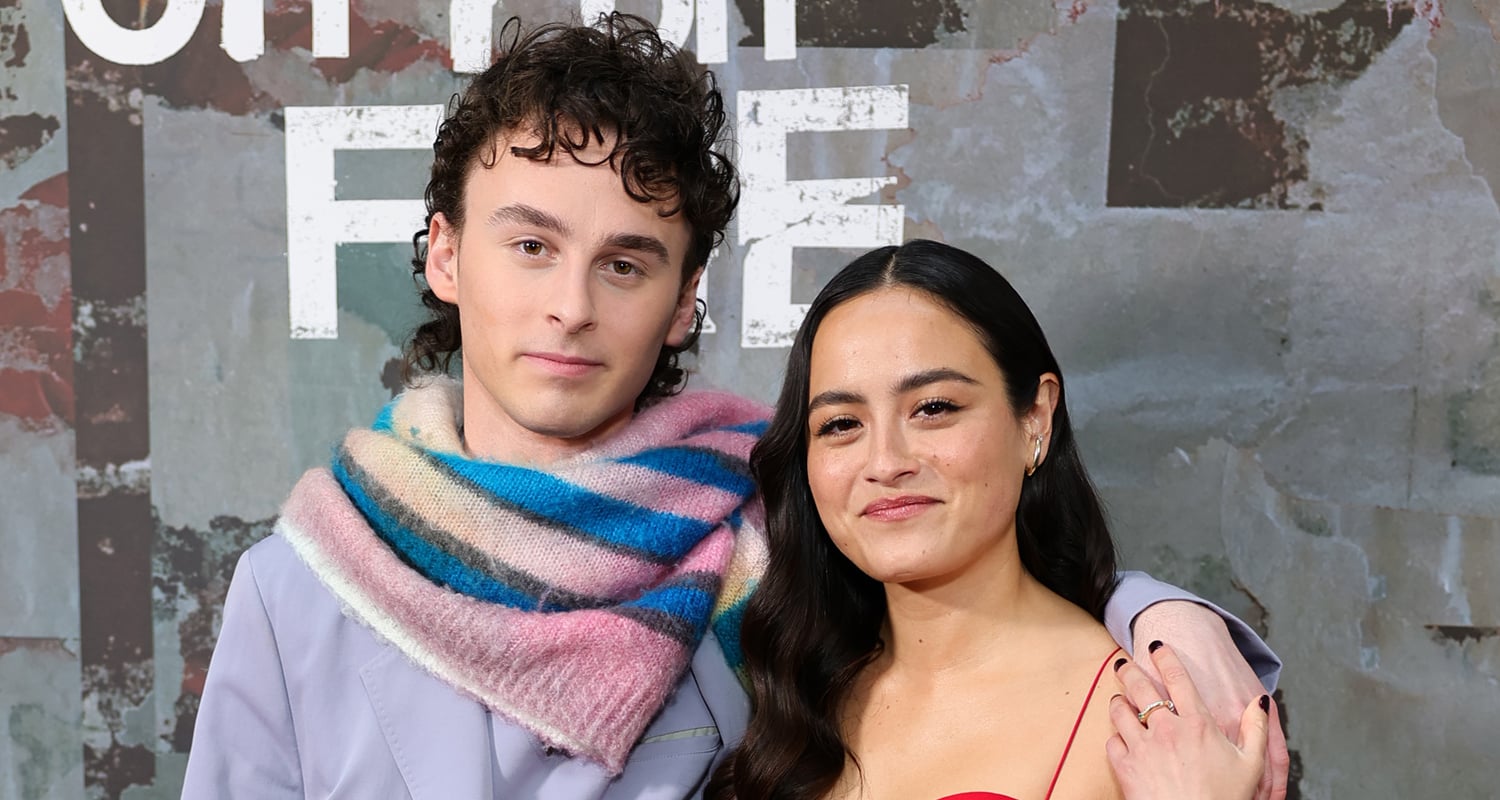 Wyatt Oleff Chase Sui Wonders Join Co Stars At City On Fire